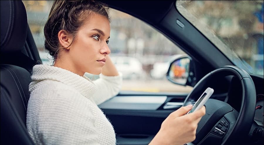Distracted Driving Accidents in Oklahoma City | Cunningham & Mears