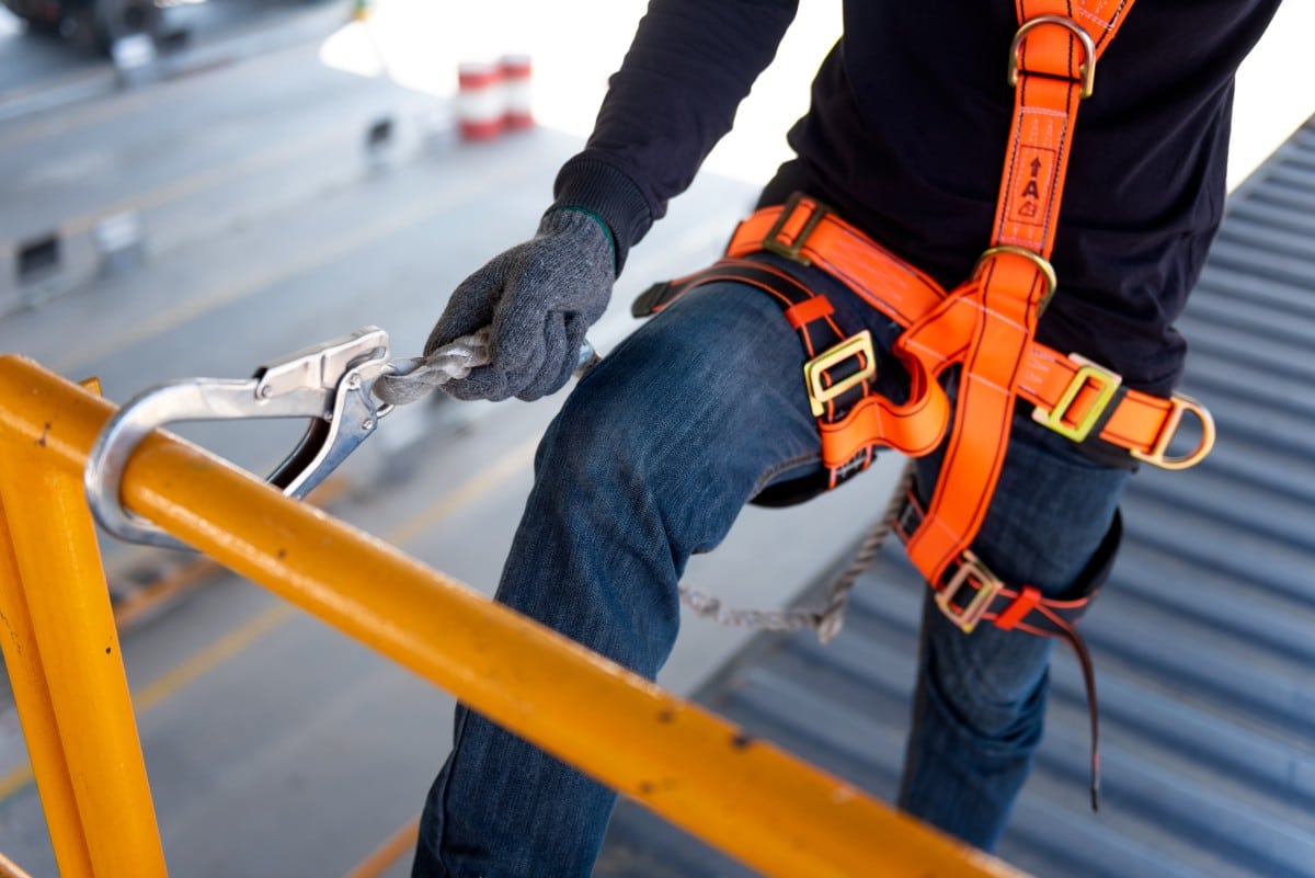 Did Your Safety Harness Cause Your Injuries? - Cunningham & Mears